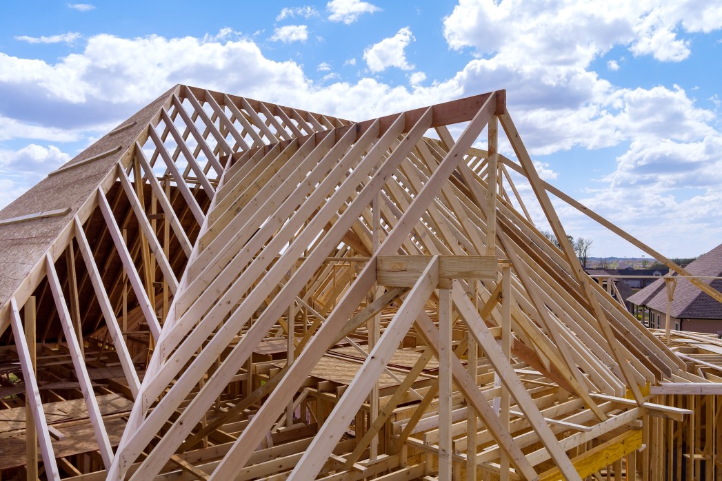 Comment choisir son charpentier : Les choses à savoir ? - Mpbois